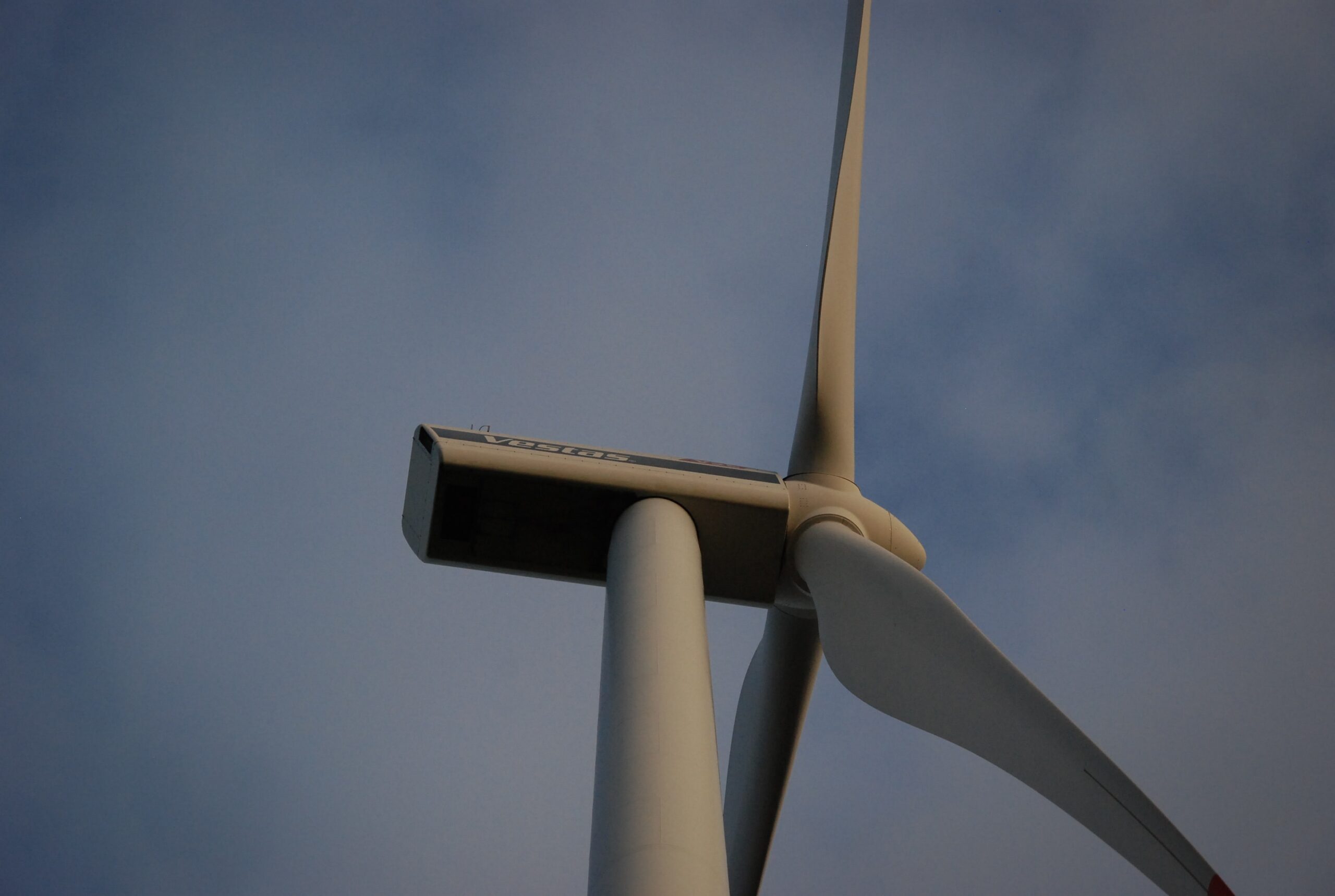 Flemish minister Demir: no new wind turbines in Einstein Telescope area ...